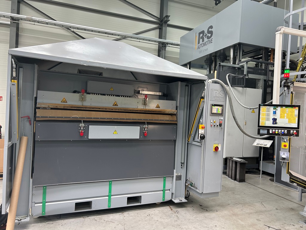 Olbrich Ohrivaci Iis OL03 hot platen press - MACHIZON